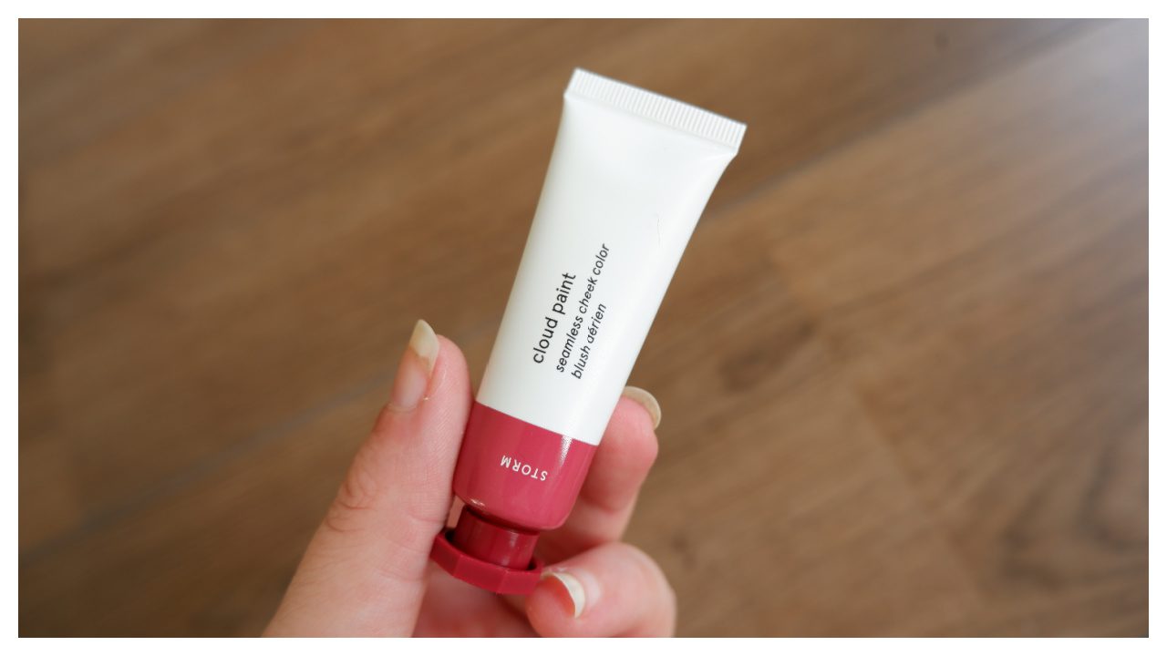 FLOATING IN DREAMS - Reviews . Makeup . Fashion . everyday beauty made ...