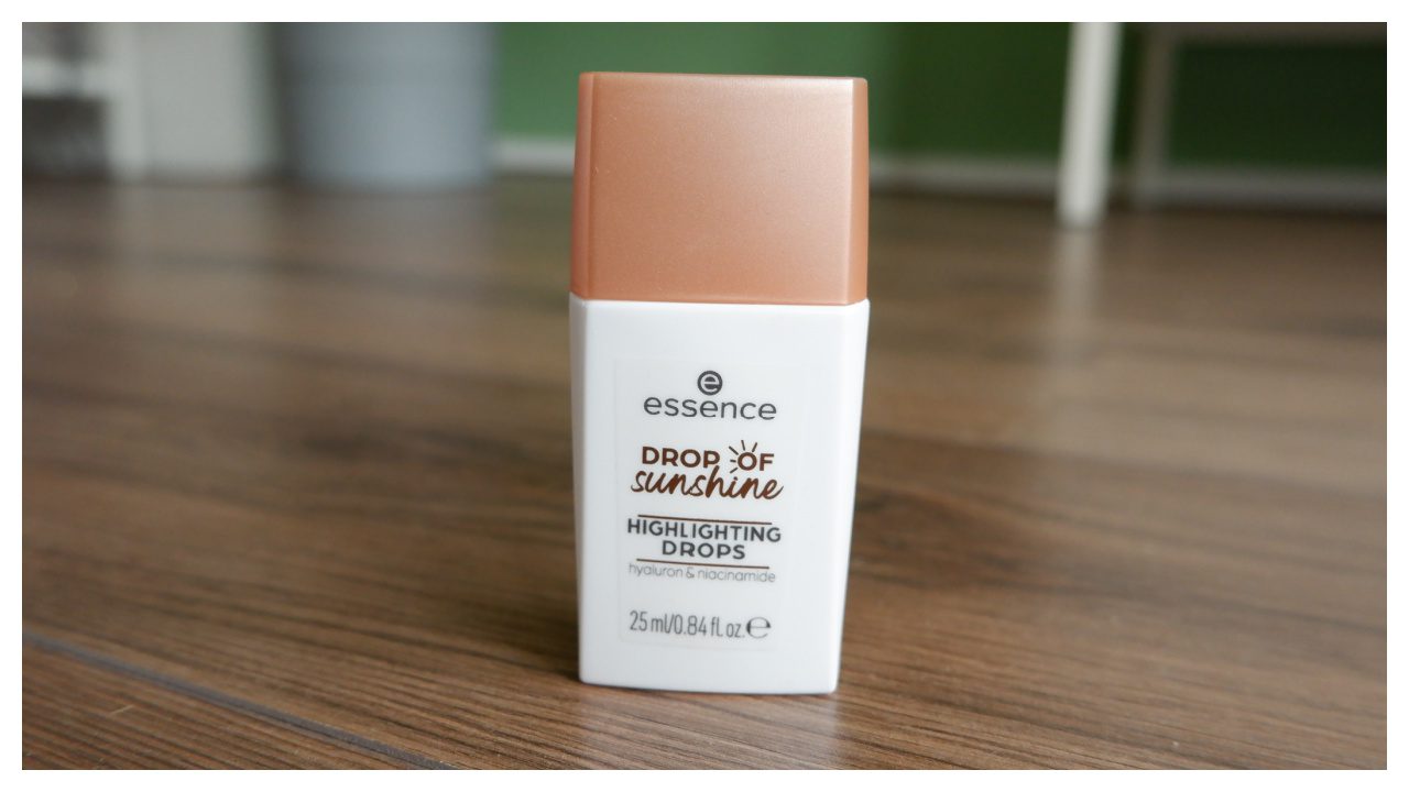 FLOATING IN DREAMS - Reviews . Makeup . Fashion . everyday beauty made ...